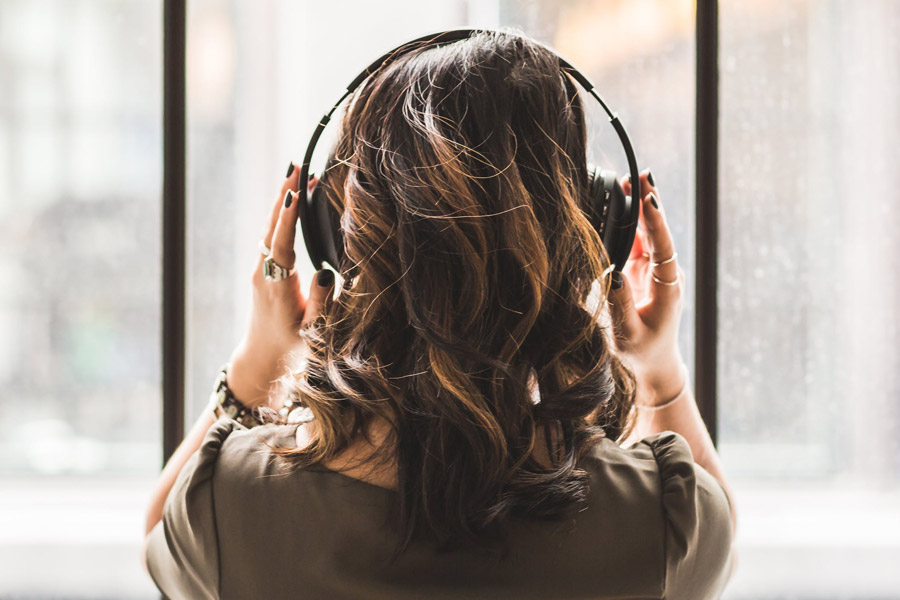 5 Reasons Why Listening To Peaceful Music Is Good For You